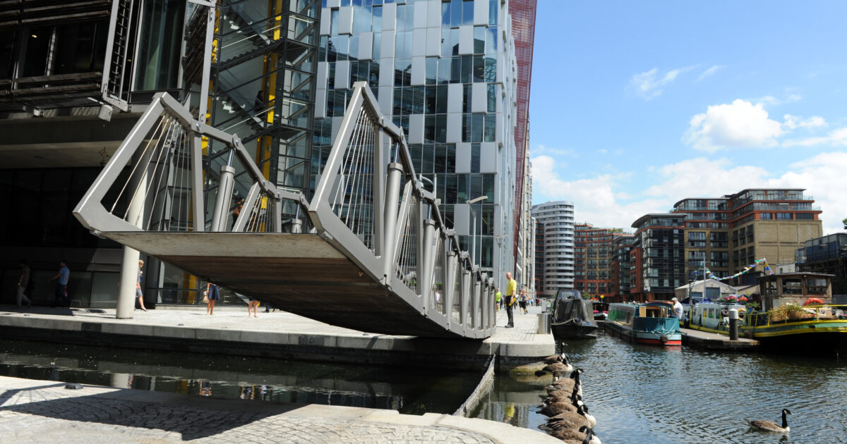 Heatherwick’s Rolling Bridge | Paddington