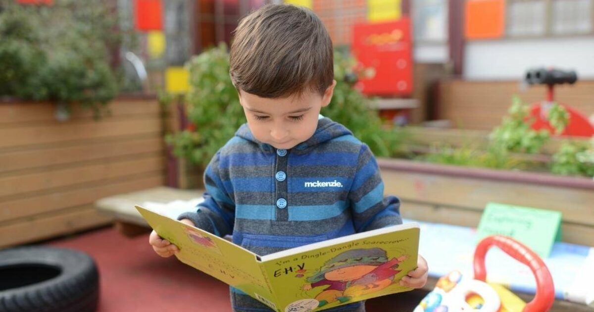 Literacy Trust Host Lunchtime Storytelling Session | Paddington